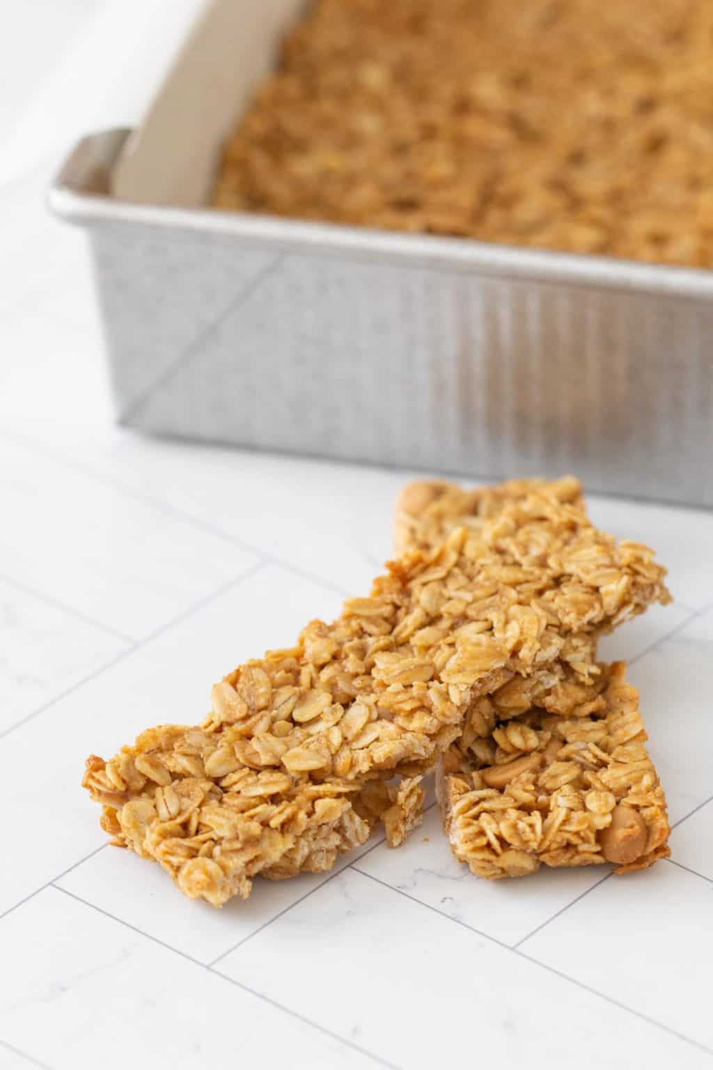 Peanut Butter Granola Bars - Happy Snackcidents