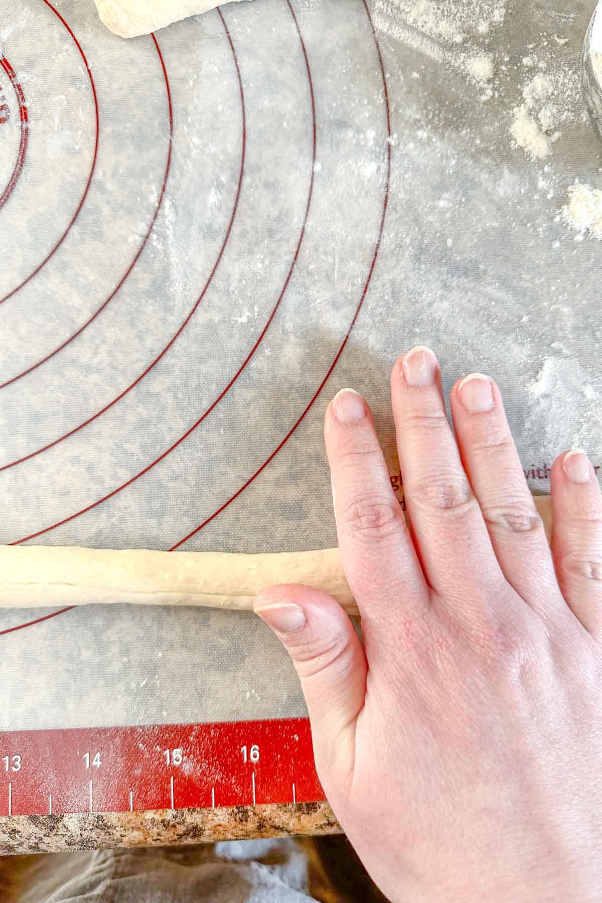 Homemade Soft Pretzels - Happy Snackcidents