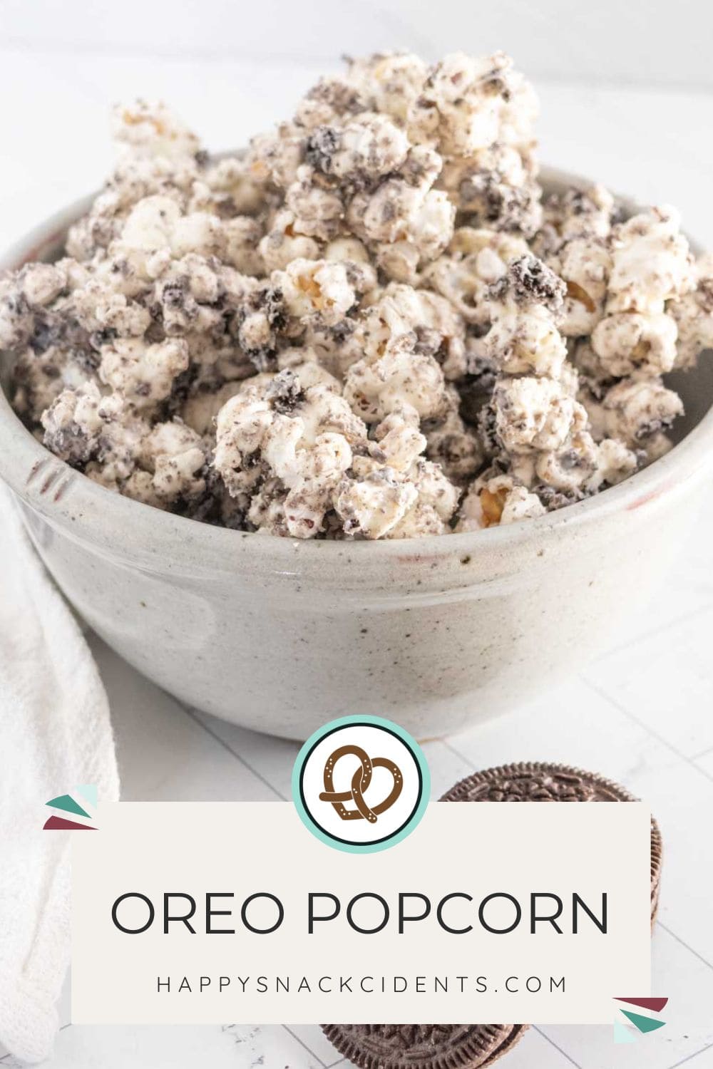 (3 Ingredient) Oreo Popcorn - Happy Snackcidents