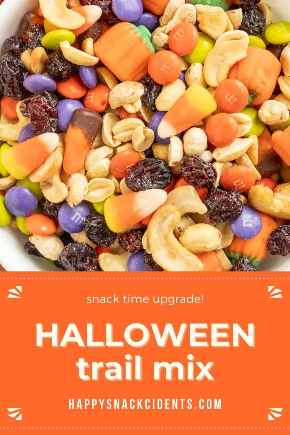 Halloween Trail Mix - Happy Snackcidents