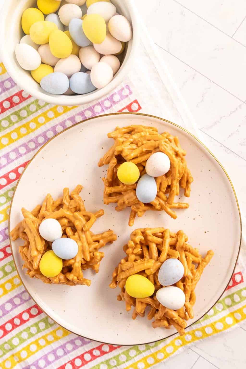 No Bake Chocolate Oatmeal Cookies - Happy Snackcidents